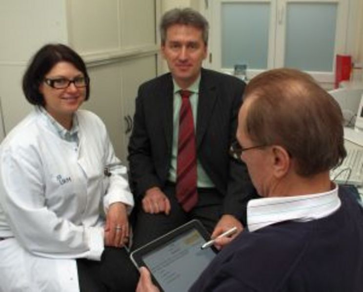 Tablet-Verabreichung schon vor dem Arztbesuch