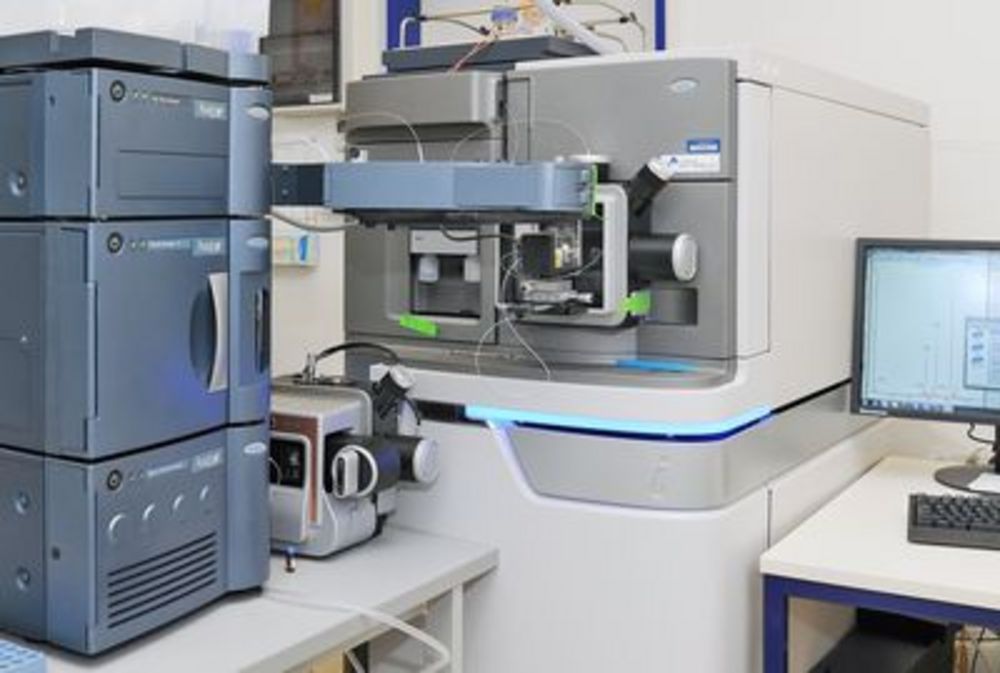 Synapt G2 Si with M-Class nanoLC, Ion key source and ETD (Waters Corp.)